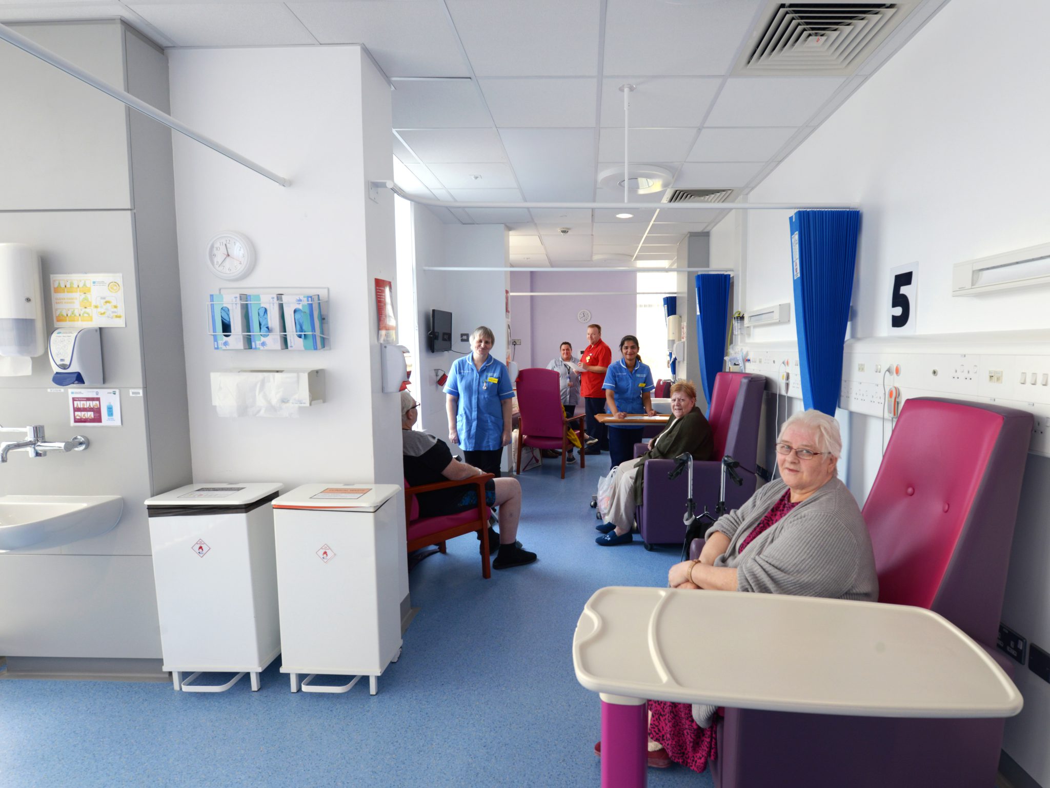 New Discharge Lounge at Daisy Hill Hospital | Southern Health & Social ...